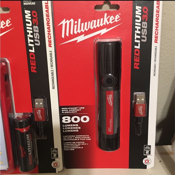 Milwaukee | Networking | Milwaukee80 Lumens Hd Trueview Usb Rechargeable Flashlight 26021 | Poshmark